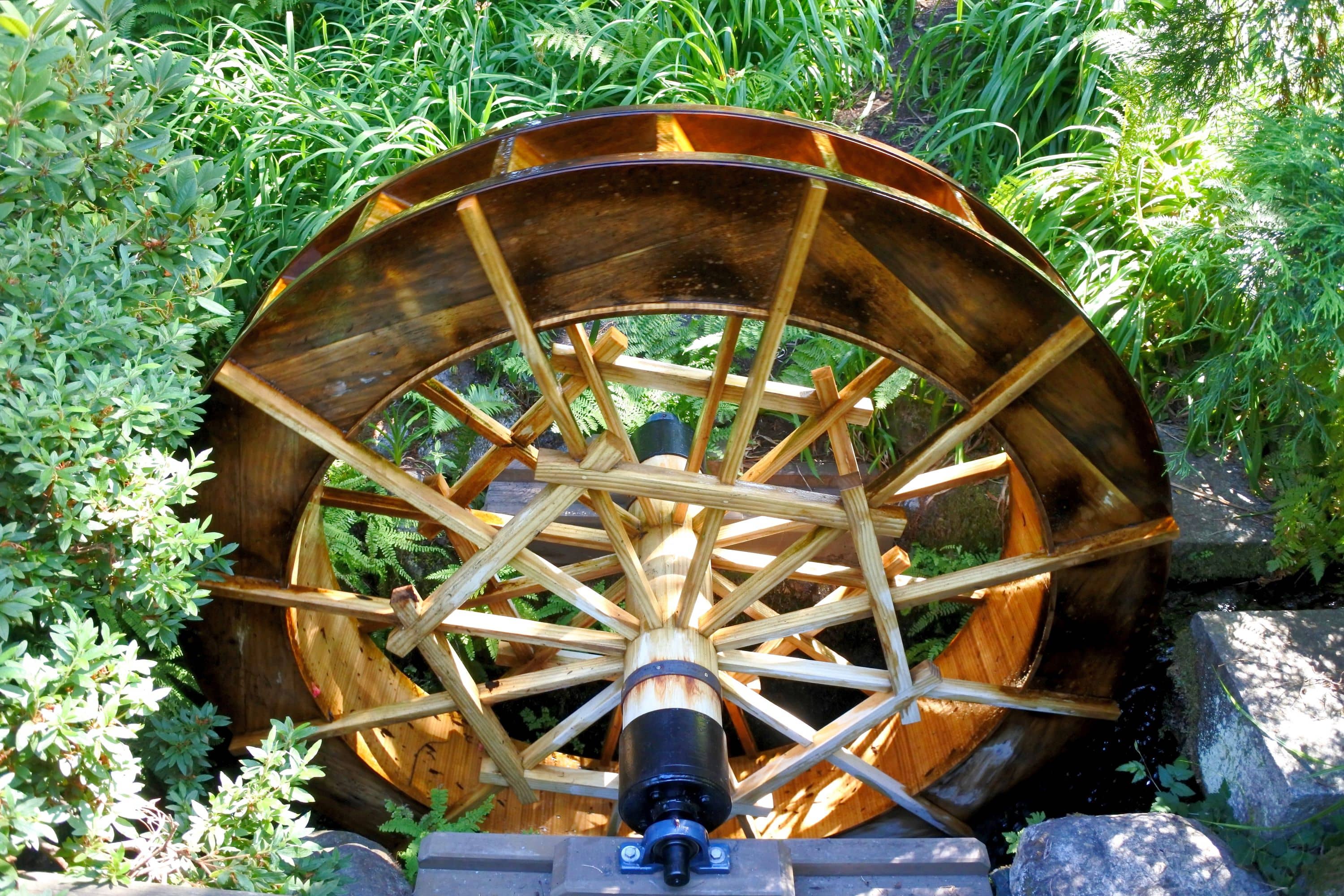 Upper Canada | Accoya wood water wheel graces Hatley Park’s Japanese garden